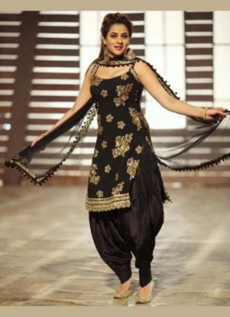 40+ न्यू पटियाला सूट डिजाइन फोटो 2024 | Patiala Suit Design For Girl ...