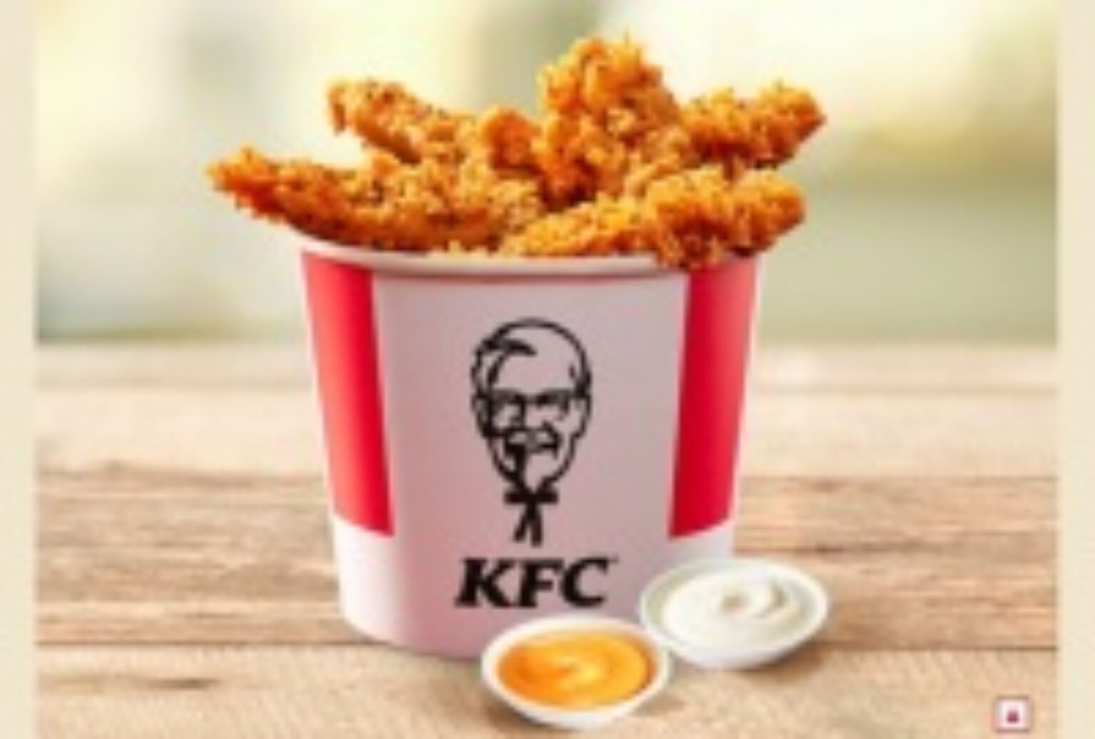 KFC Chicken Bucket Price In India 2024 | KFC Chicken Prices - SabSastaa
